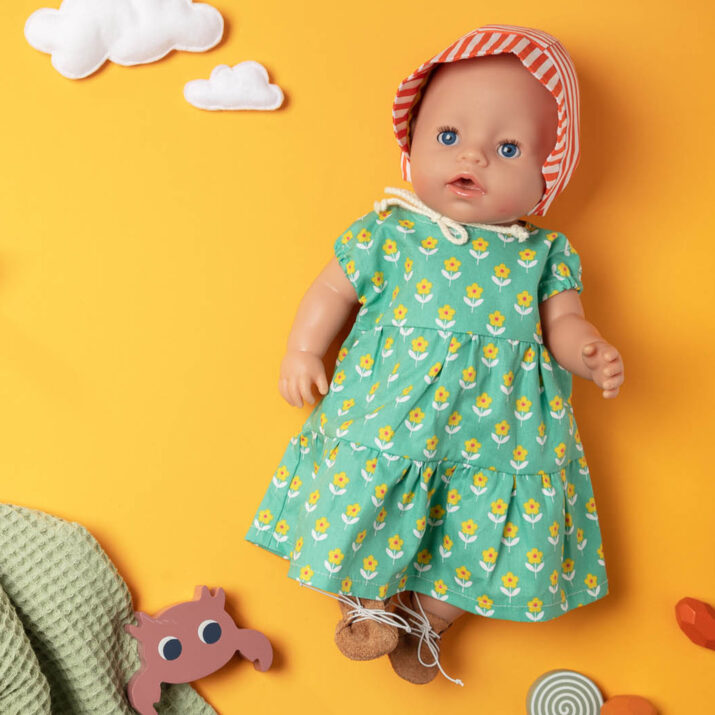 Puppenkleid nähen – kostenloses Schnittmuster - Snaply Magazin