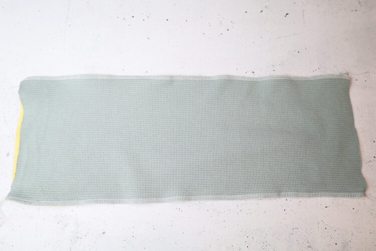 Easy Loop mit Twist nähen – kostenloses Schnittmuster - Snaply Magazin